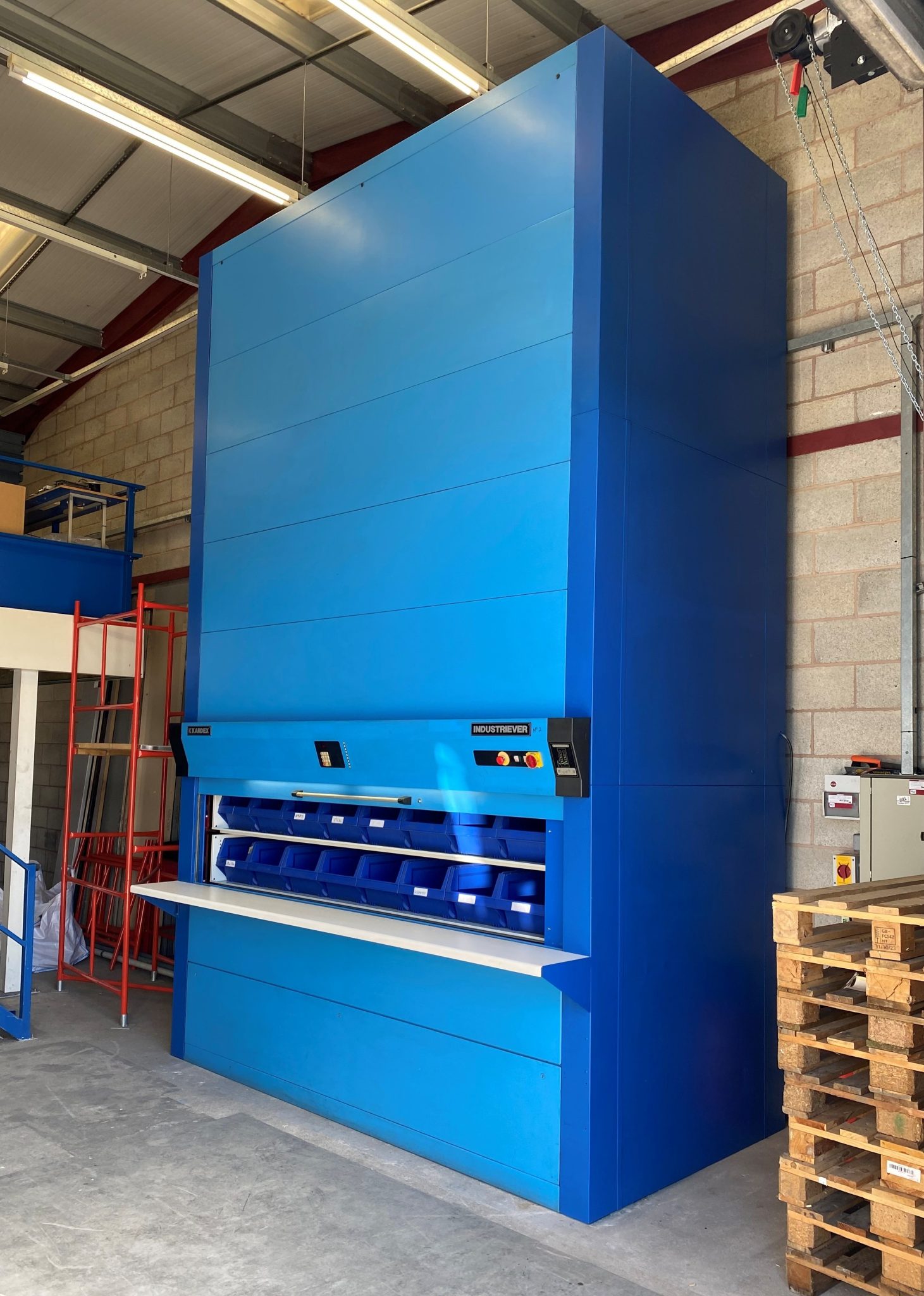 Kardex Industriever 252-25-12 Vertical Carousel - Secondhand Carousels